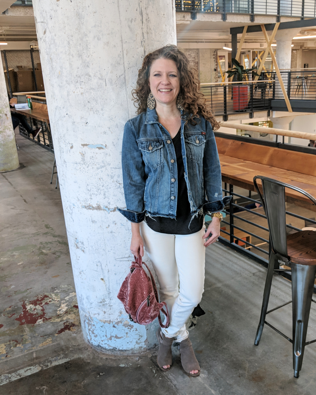 How to Style a Denim Trucker Jacket – Style by Jamie Lea